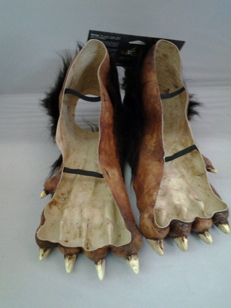 Deluxe Werewolf Feet - Screamers Costumes